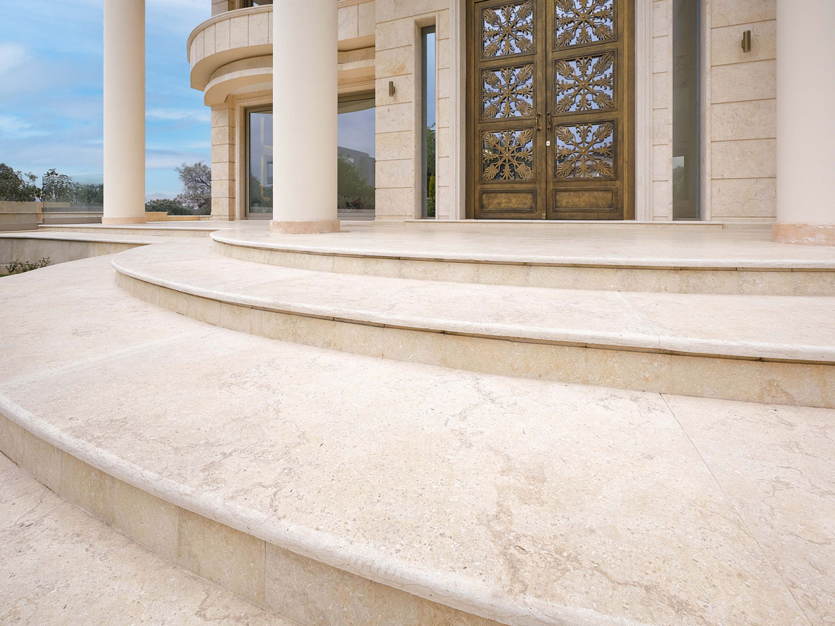 Home - La Mark Stone