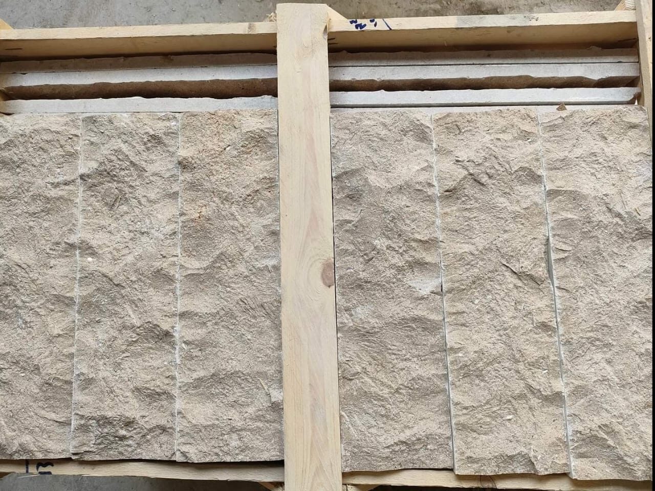 Decorative Stones - La Mark Stone