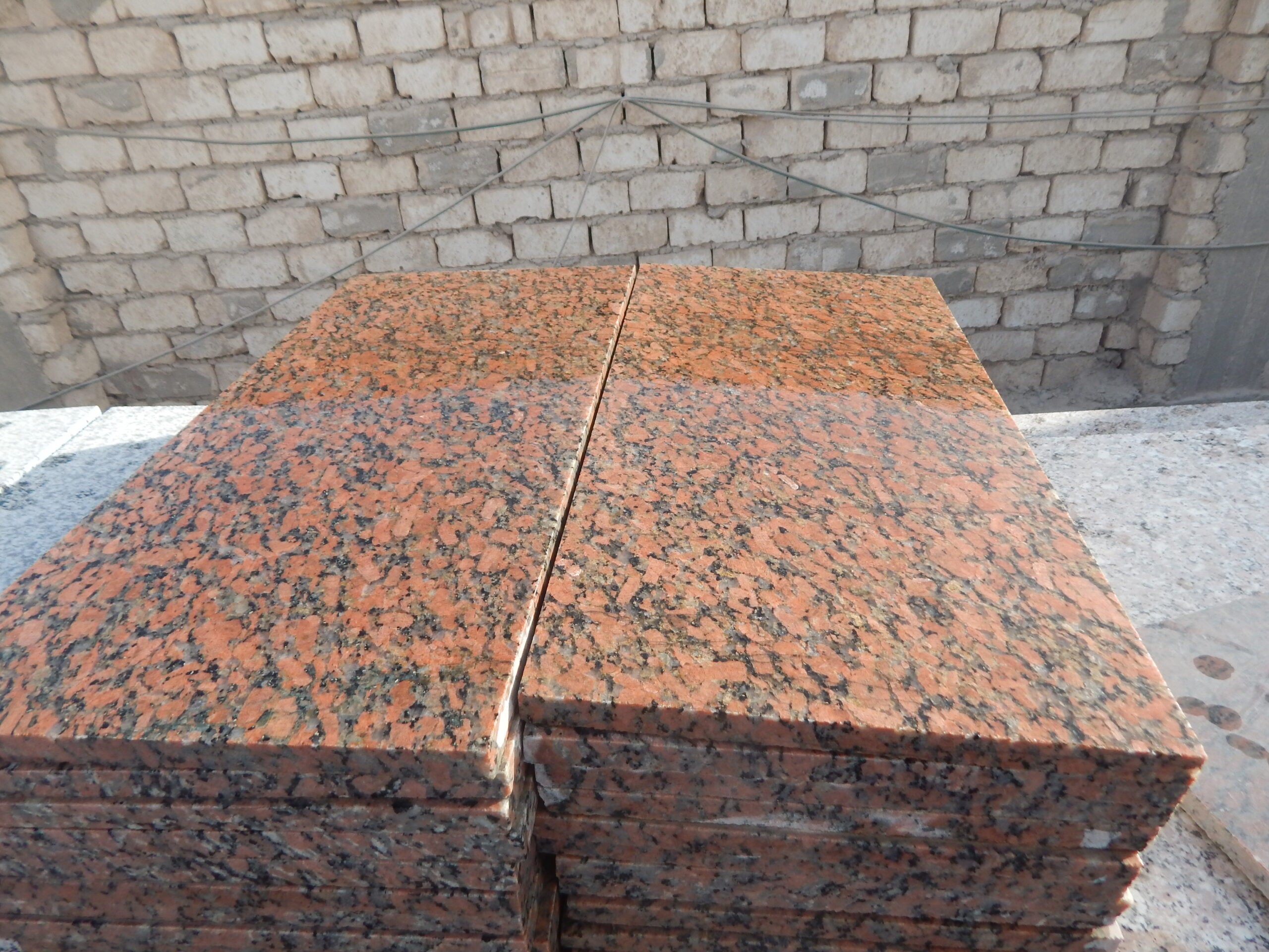 Polished Granite Finish - La Mark Stone